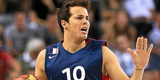 Thomas Heurtel now at Efes - Latest Basketball News