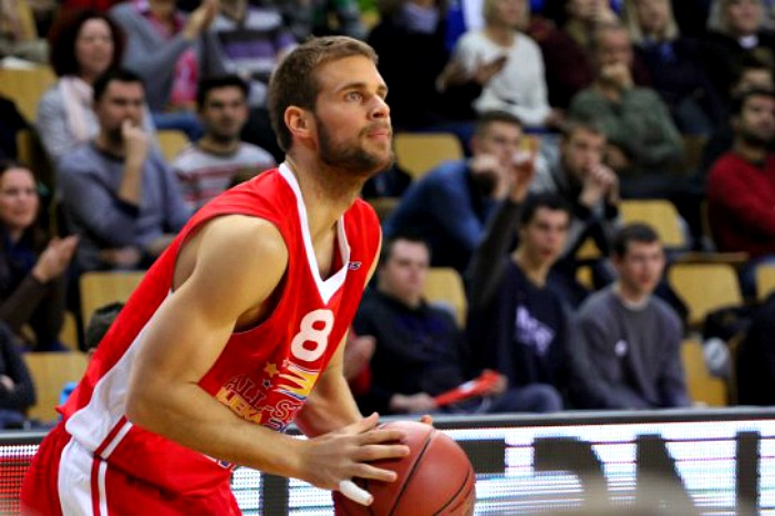 Fran Pilepic signed by AV Cantu - Latest Basketball News