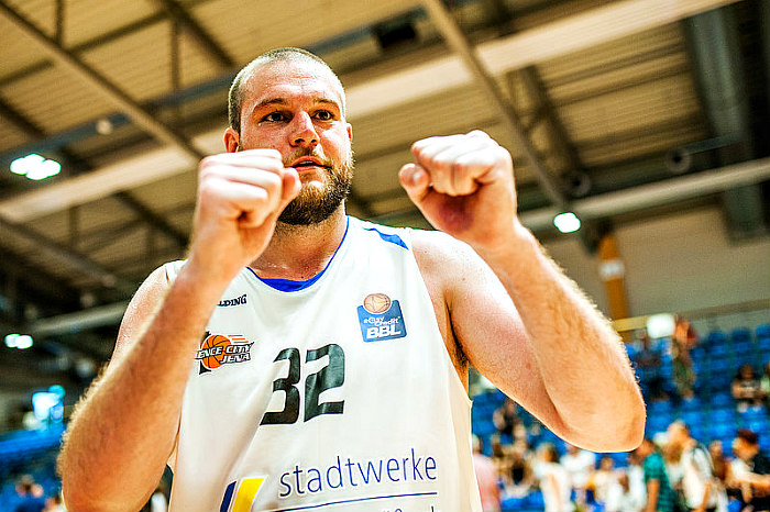 Kenny Frease inks with Massagno - Court Side Newspaper