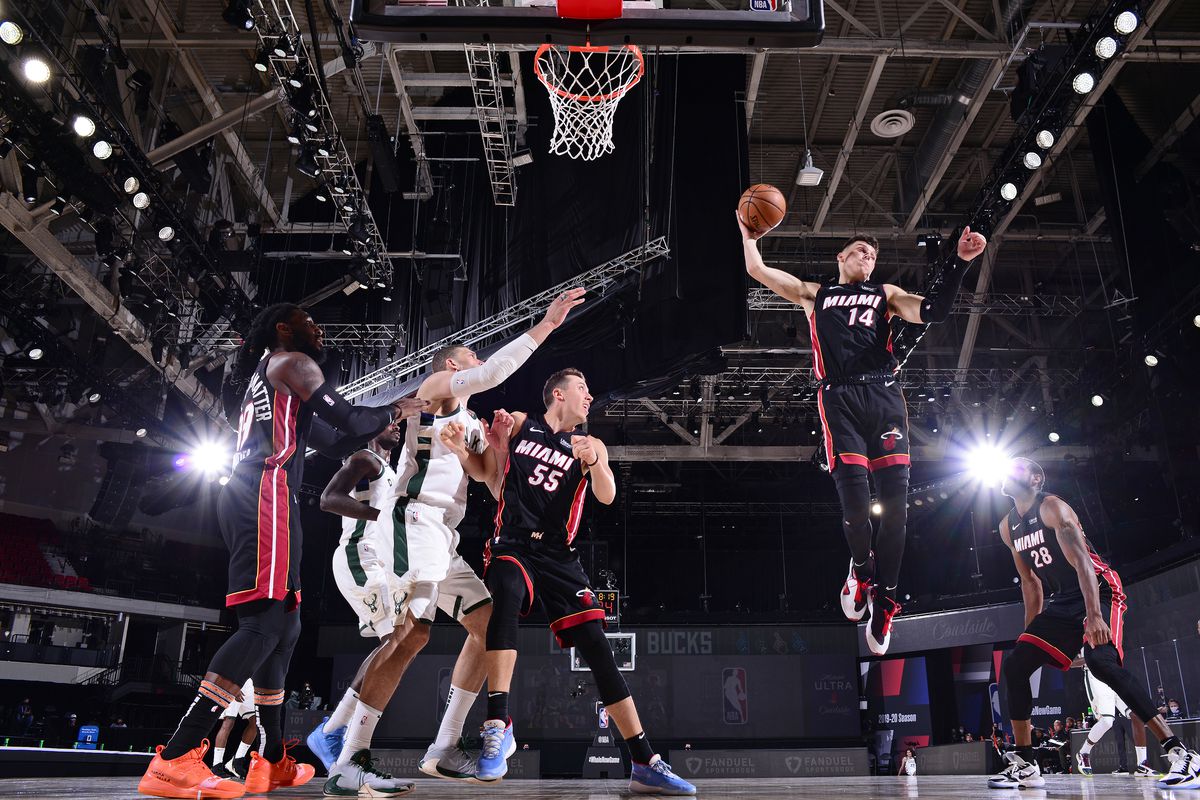 Miami Heat stun Milwaukee Bucks 115-104 in Game 1 of conference semis