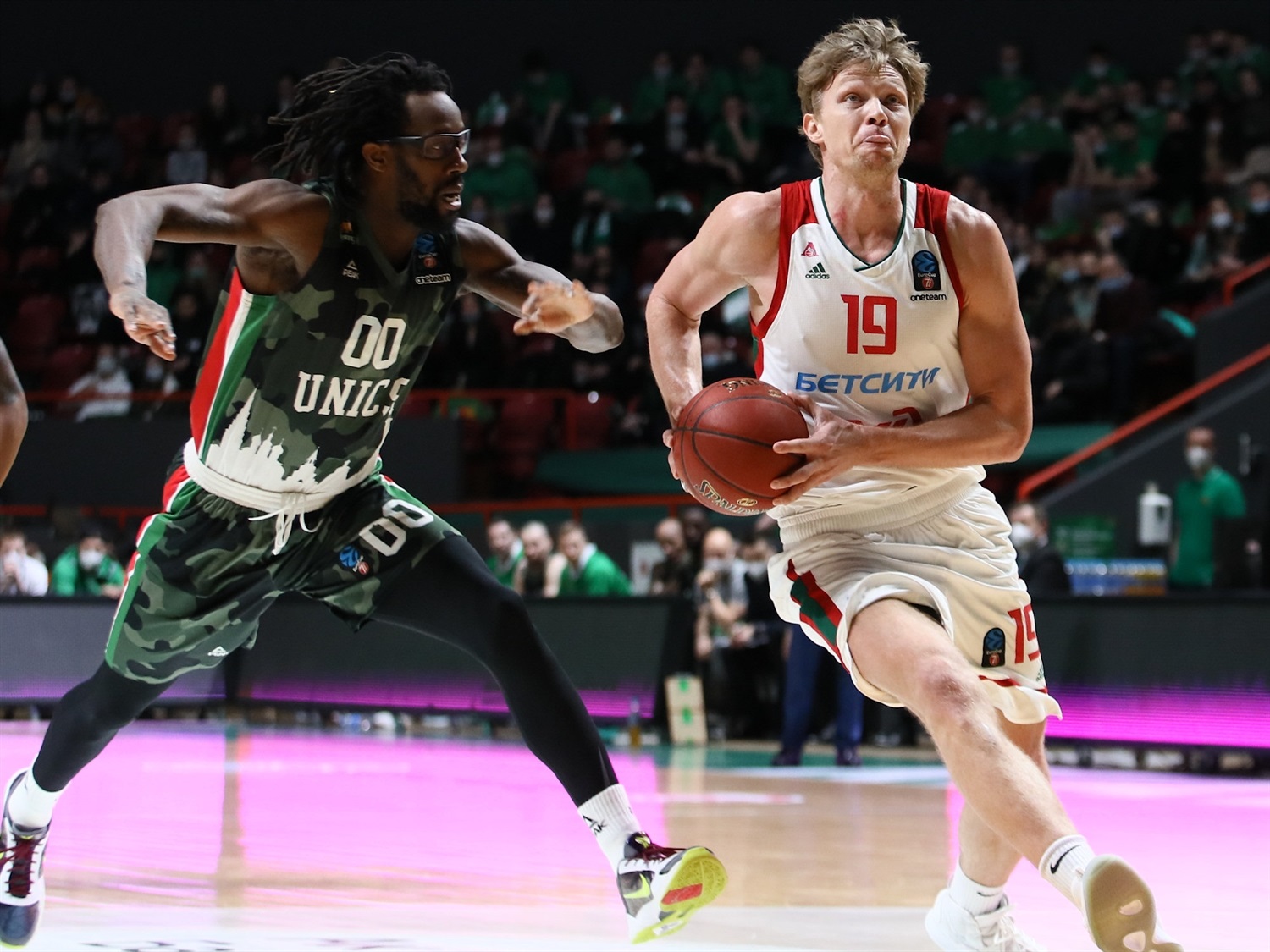 Unics Kazan wins 1st game in Eurocup quarterfinals - Latest Basketball News