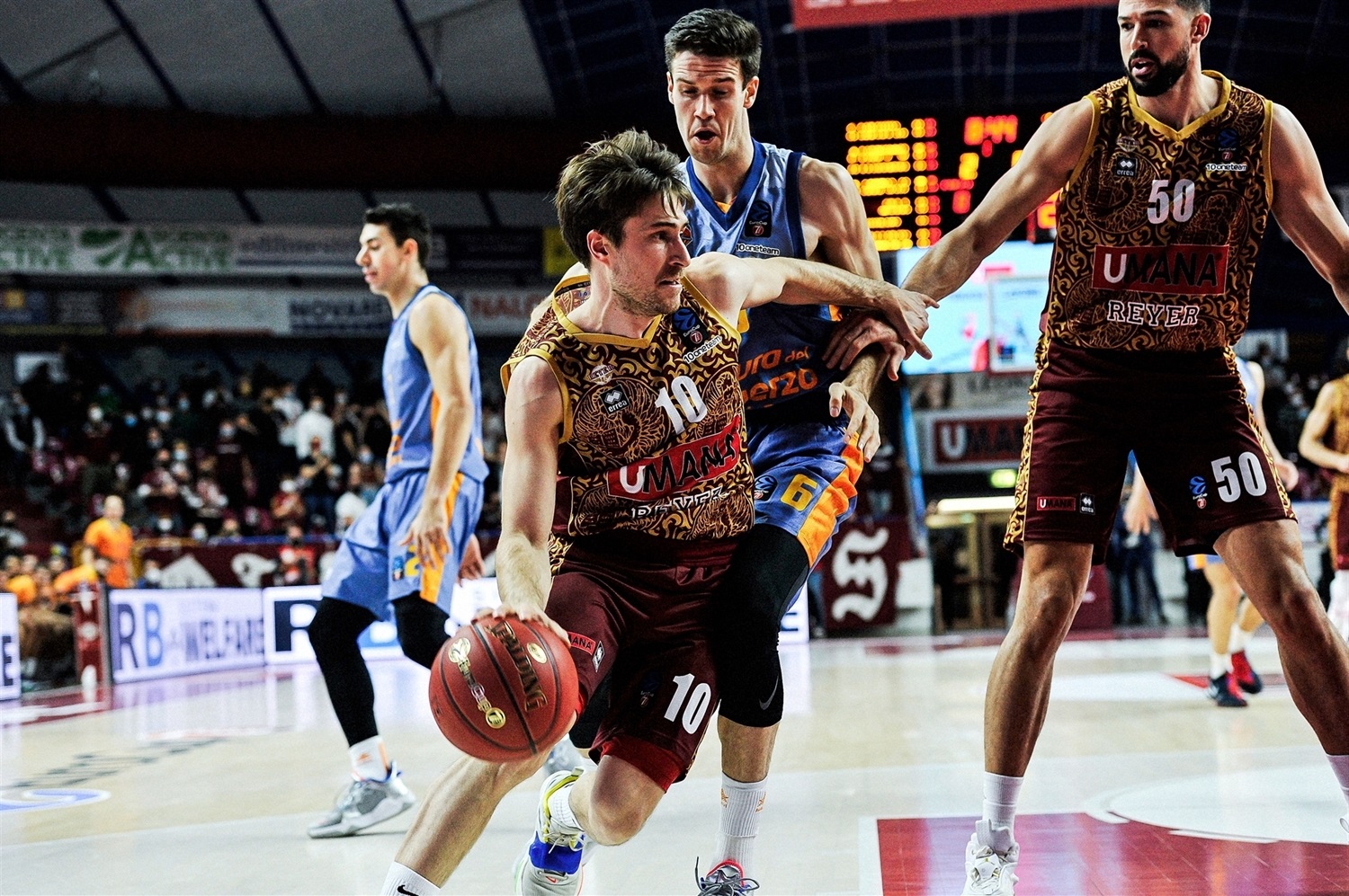 Big wins for Bourg and Valencia in the Eurocup - Latest Basketball News